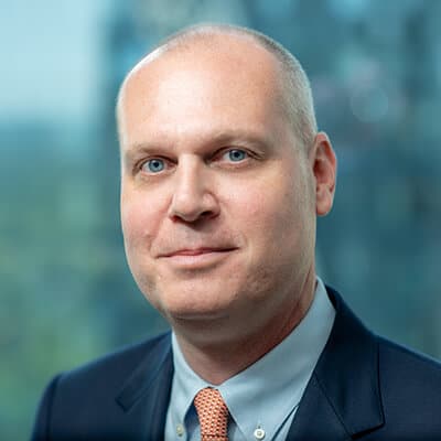 What Is A Single-Family Office Vs. A Multi-Family Office? - HB Wealth